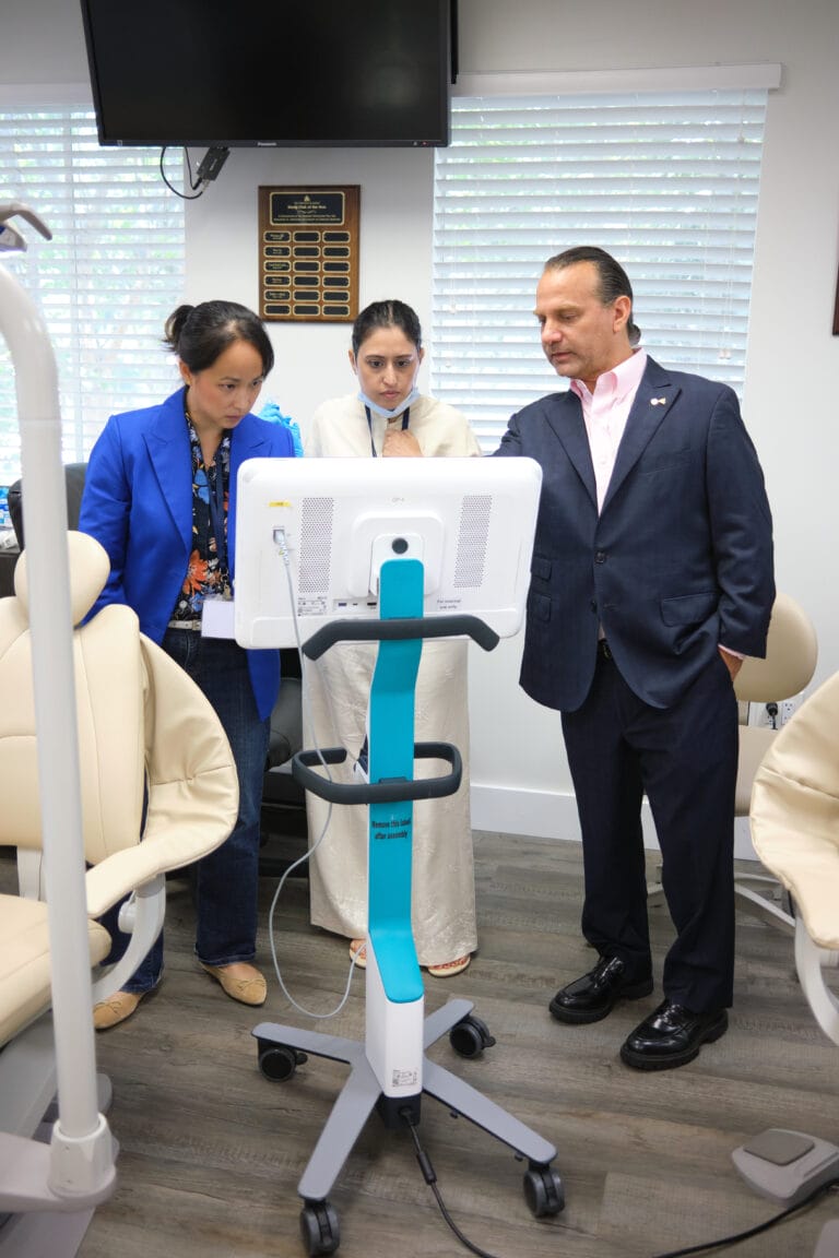 Invisalign® Essentials for Complete Dentistry - The Dawson Academy